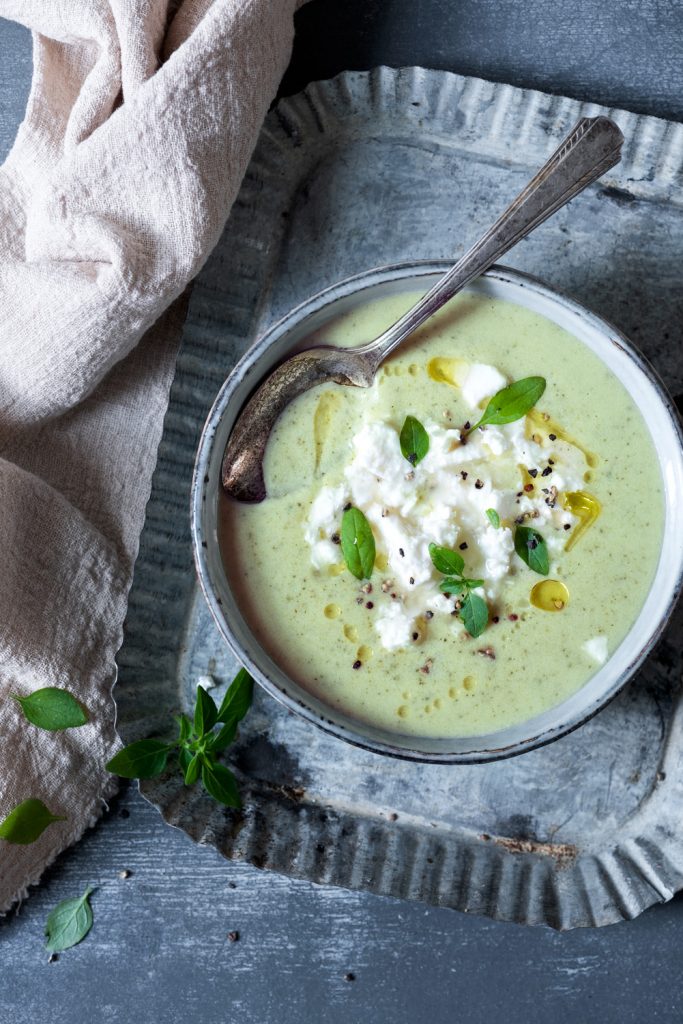 Soupe froide de courgettes - Veggie and Happy